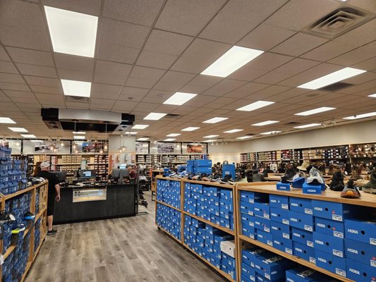 ELLIOTT’S BOOTS - KNOXVILLE - Updated January 2026 - 7117 Kingston Pike ...