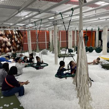 SPACE CLUB - Updated October 2025 - 26 Photos & 18 Reviews - 220 Newel ...