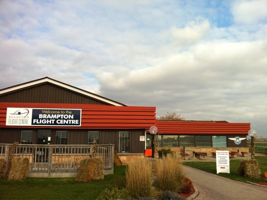 BRAMPTON FLIGHT CENTRE - Updated June 2026 - 22 Photos - 13691 ...