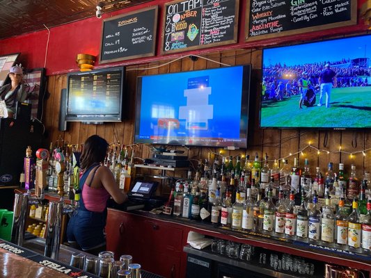 MRB BAR AND RESTAURANT - 205 Photos & 149 Reviews - 515 Saint Philip St ...