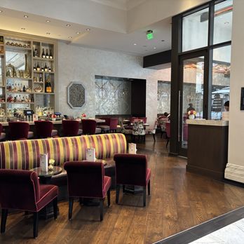 BLOOM & BEE - Updated January 2026 - 1700 Photos & 538 Reviews - 1600 ...