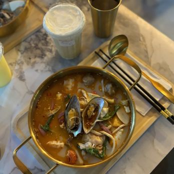 SOUPER HOT POT - Updated September 2025 - 118 Photos & 38 Reviews - 476 ...