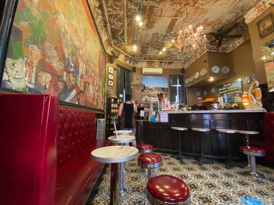 CAFÉ REGULAR DU NORD - Updated June 2025 - 110 Photos & 173 Reviews ...