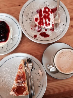 GLOAGBURN FARM SHOP - Updated July 2025 - 35 Photos & 16 Reviews ...