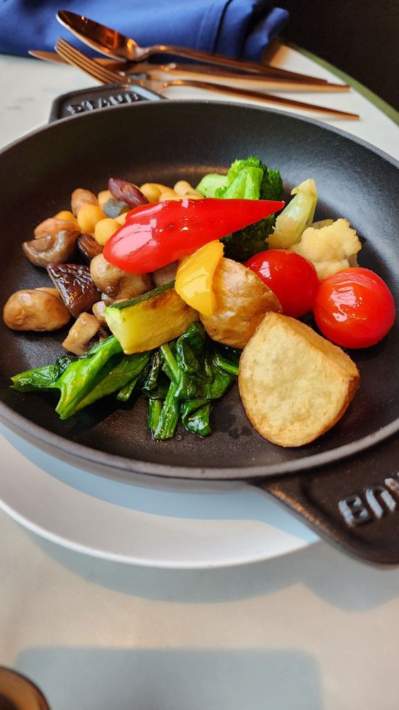 CHEFS THEATRE - Updated July 2024 - 41 Photos - 1 10 30, Minato City ...