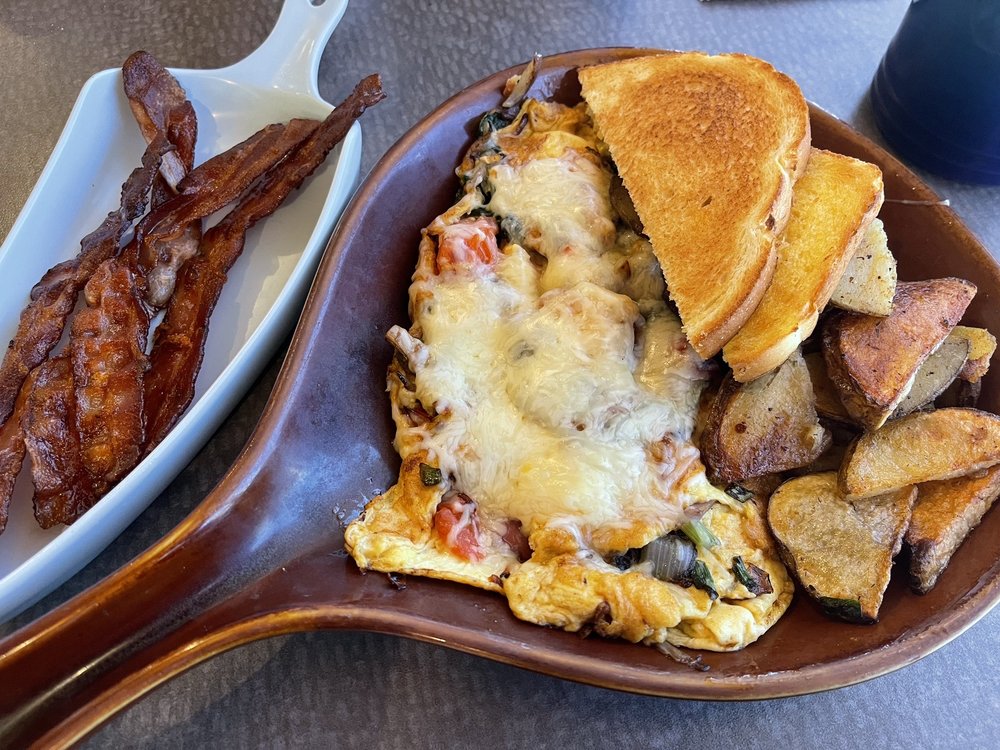 JO JO MACS - 31 Photos & 23 Reviews - 300 SW 2nd Ave, Albany, Oregon ...