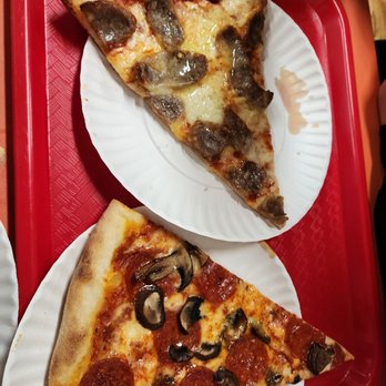 RUSS PIZZA - Updated December 2025 - 75 Photos & 124 Reviews - 745 ...