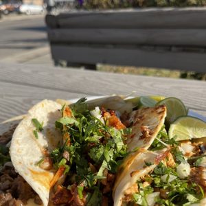PABLOS TACOS - 19 Photos & 13 Reviews - Detroit, Michigan - Food Trucks ...