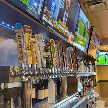 THE 303 SPORTS GRILL - Updated August 2025 - 21 Photos & 15 Reviews ...