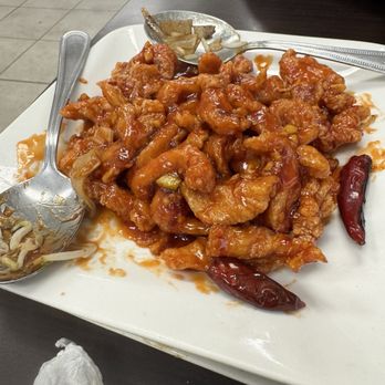 GOLDEN TREE RESTAURANT - Updated November 2025 - 446 Photos & 324 ...