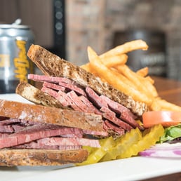 IRISH TIMES - Updated December 2025 - 253 Photos & 402 Reviews - 8869 ...