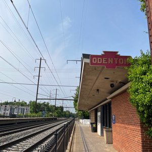 LARGO TOWN CENTER METRO STATION - Updated February 2025 - 15 Reviews ...