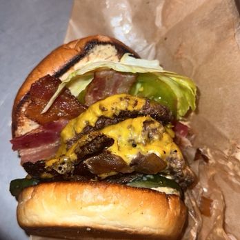 GAMI BURGER - Updated December 2025 - 210 Photos & 131 Reviews - 5093 ...