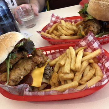 BARCA LOVE - Updated August 2024 - 17 Photos - 337 Wyndham St ...