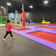FUNZ TRAMPOLINE PARK - 83 Photos - Trampoline Parks - 1245 Dixwell Ave ...