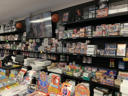 LUCKY 7 CARDS AND COLLECTIBLES - Updated September 2025 - 21 Photos ...