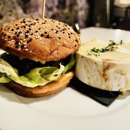 LOREN - Updated December 2025 - 108 Photos & 43 Reviews - 908 N Howard ...