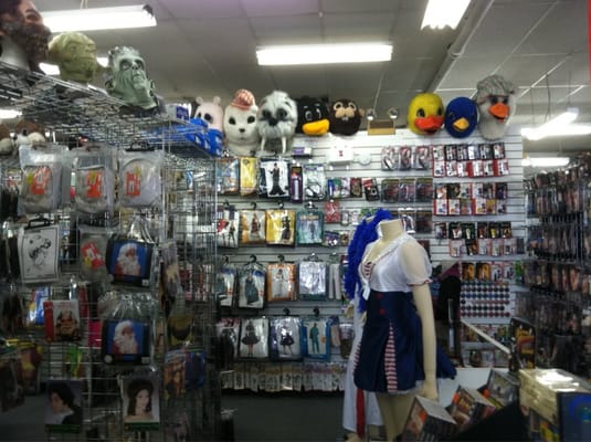 THE COSTUMER - Updated September 2025 - 1020 Barrett St, Schenectady ...