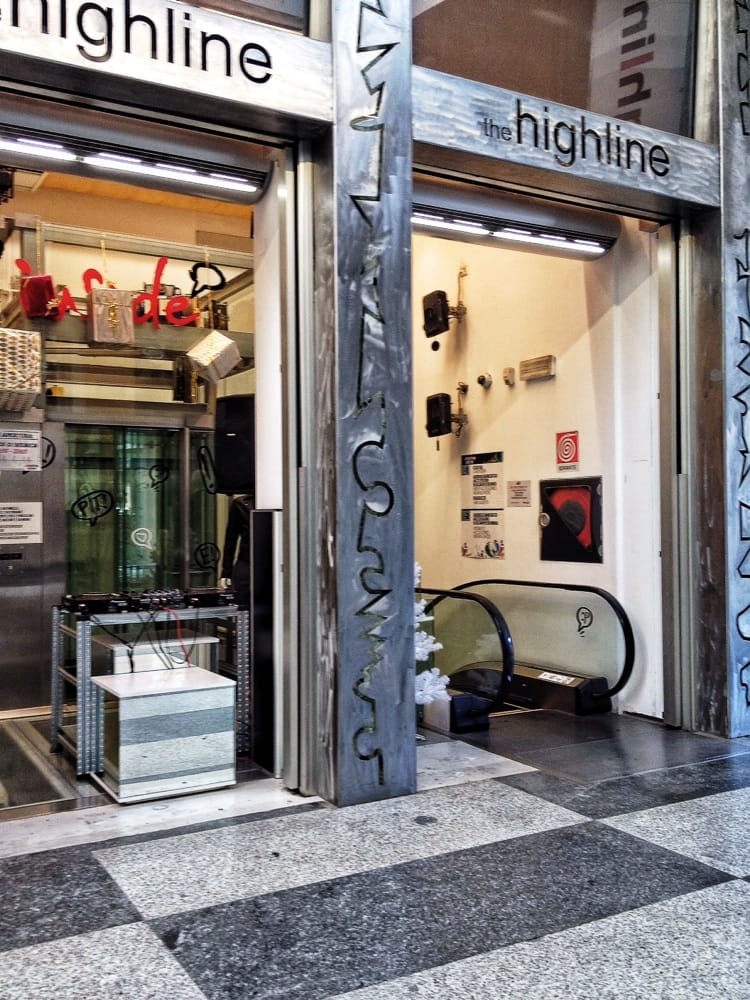 THE HIGHLINE OUTLET - 16 Photos - Corso Vittorio Emanuele II 30, Milano ...