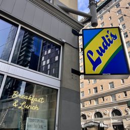 LUDI’S RESTAURANT & LOUNGE - Updated January 2026 - 1752 Photos & 705 ...