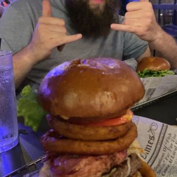 BURGER MOE’S - Updated December 2025 - 242 Photos & 365 Reviews - 242 W ...