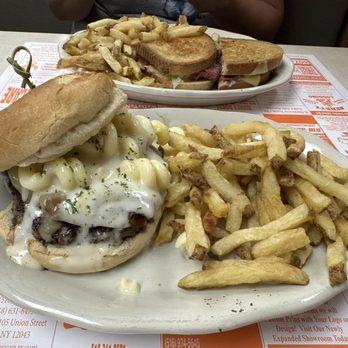 COBLESKILL DINER - Updated October 2025 - 86 Photos & 96 Reviews - 117 ...