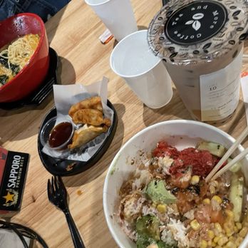 RAMEN HUB & SUSHI - FULLERTON - Updated June 2024 - 474 Photos & 254 ...