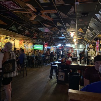 BULLDOG SALOON - Updated June 2024 - 66 Photos & 172 Reviews - 144 ...