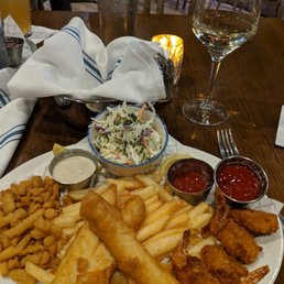 LINE & LURE SEAFOOD KITCHEN & TAP - 390 Photos & 179 Reviews - 1 ...