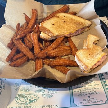 TILT’N DINER - Updated September 2025 - 267 Photos & 446 Reviews - 61 ...