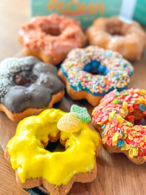 HELLO HILO - Updated December 2025 - 463 Photos & 241 Reviews - 1881 ...