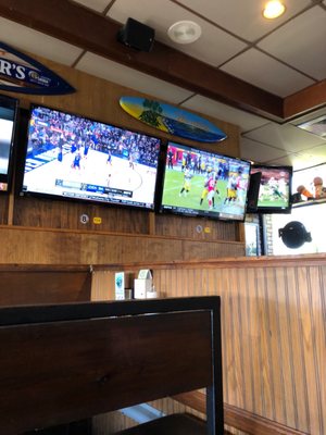 SIDELINES SPORTS BAR & RESTAURANT - 158 Photos & 332 Reviews - 2 Via De ...