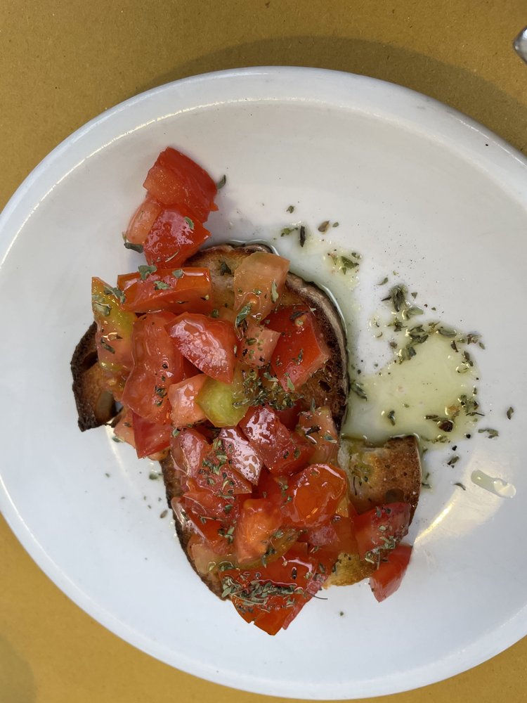 PIAZZA S’FORZA CESARINI - Updated April 2025 - 20 Photos - Corso ...