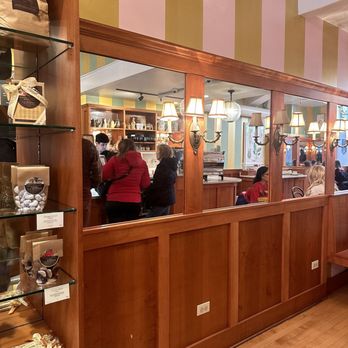 L.A. BURDICK HANDMADE CHOCOLATES - Updated November 2024 - 498 Photos ...