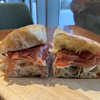 LIZZANO - Updated January 2026 - 96 Photos & 42 Reviews - 636 N Wells ...