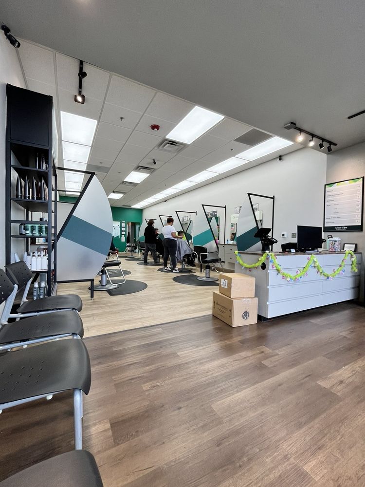 GREAT CLIPS - Updated December 2025 - 14 Photos & 18 Reviews - 815 E ...