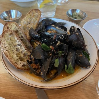 MIDA - Updated July 2024 - 160 Photos & 172 Reviews - 261 Walnut St ...