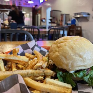 CJ’S GRILLE - 31 Photos & 103 Reviews - Chicken Wings - 47 Depot St ...