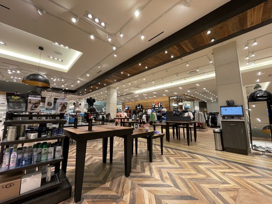 SPORTING LIFE - Updated June 2025 - 86 Photos & 10 Reviews - 3401 ...