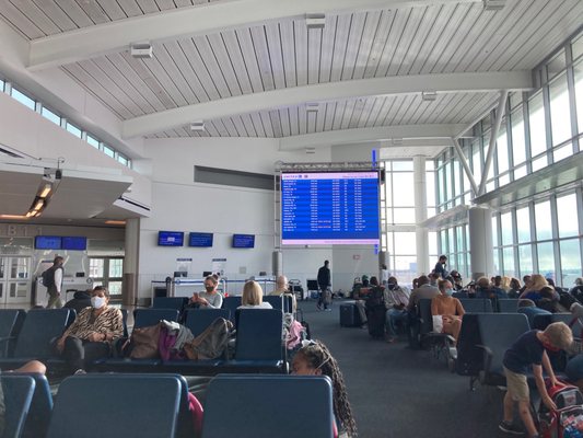 GEORGE BUSH INTERCONTINENTAL AIRPORT-TERMINAL B - Updated November 2024 ...