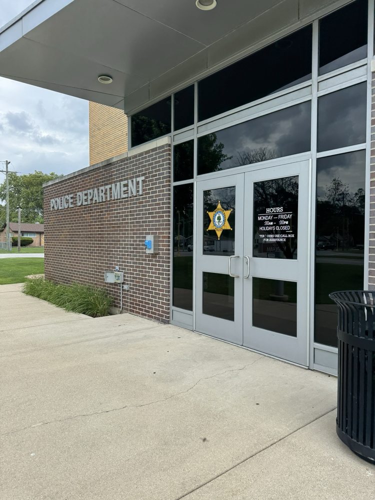 MARKHAM CITY HALL COMMUNITY CENTER - Updated December 2025 - 16313 ...