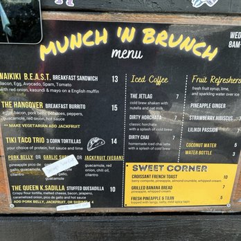 MUNCH ‘N BRUNCH WAIKIKI - Updated August 2024 - 208 Photos & 155 Reviews - 1944 Kalakaua Ave ...