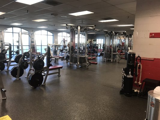 FORT SAM HOUSTON JIMMY BROUGHT FITNESS CENTER with 21 Reviews & 12 ...