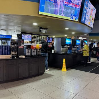 FEAST BUFFET - Updated July 2025 - 2438 Photos & 1496 Reviews - 485 ...