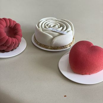 D’CARAMEL PATISSERIE - Updated May 2024 - 60 Photos & 16 Reviews - 2211 ...