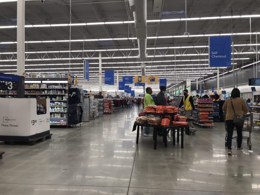 Photos of WALMART SUPERCENTER - Updated August 2024 - 44 Photos & 76 ...