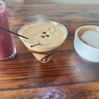 BUBBLY HEN - Updated April 2025 - 113 Photos & 61 Reviews - 7915 Vaughn ...