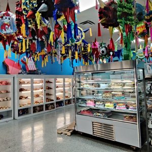 EMERAUDE BAKERY - Updated June 2025 - 10 Photos - 9904 Lebanon Rd, Mt ...