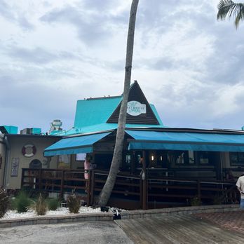 THE BOATHOUSE ON NAPLES BAY - Updated November 2024 - 355 Photos & 526 ...