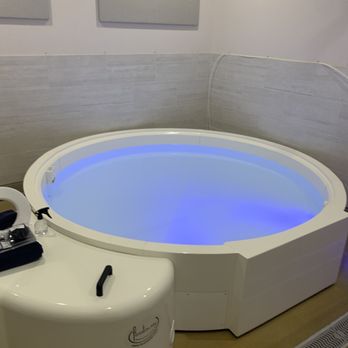 FLOAT MILWAUKEE - Updated November 2025 - 62 Photos & 50 Reviews - 211 ...